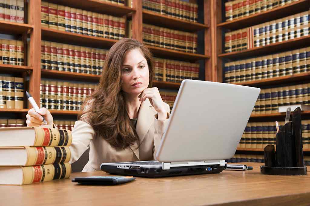Best Online Paralegal Programs of 2025 | BestColleges