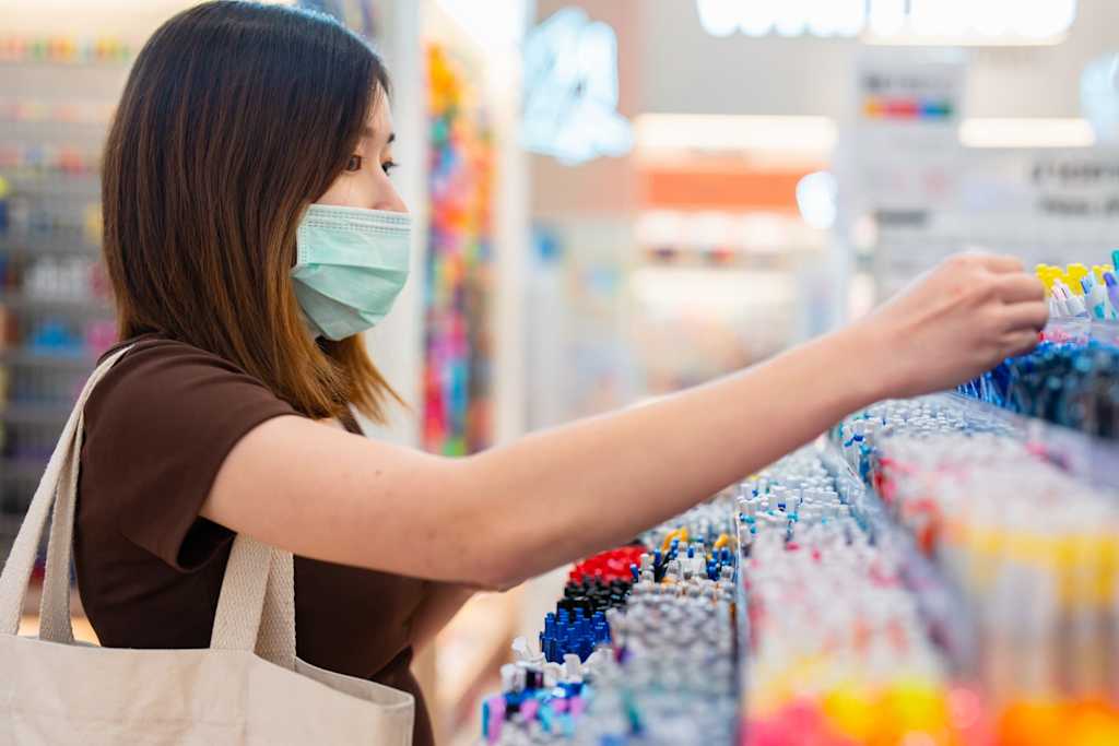 8 Tips for Back-to-School Shopping on a Budget | BestColleges