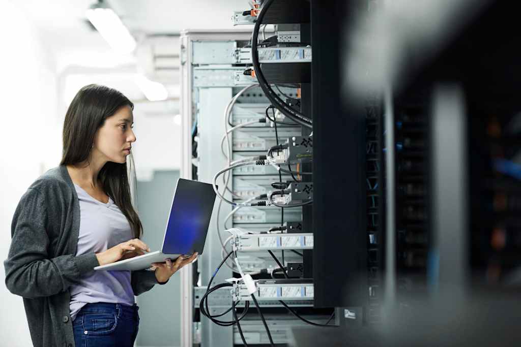 6 Steps to Become a Machine Learning Engineer | BestColleges