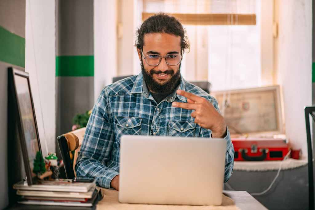 Colleges Where You Can Learn ASL | BestColleges