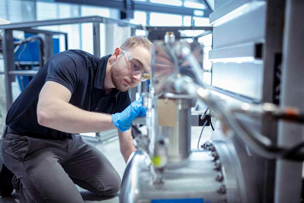 How to Become a Nuclear Engineer | BestColleges