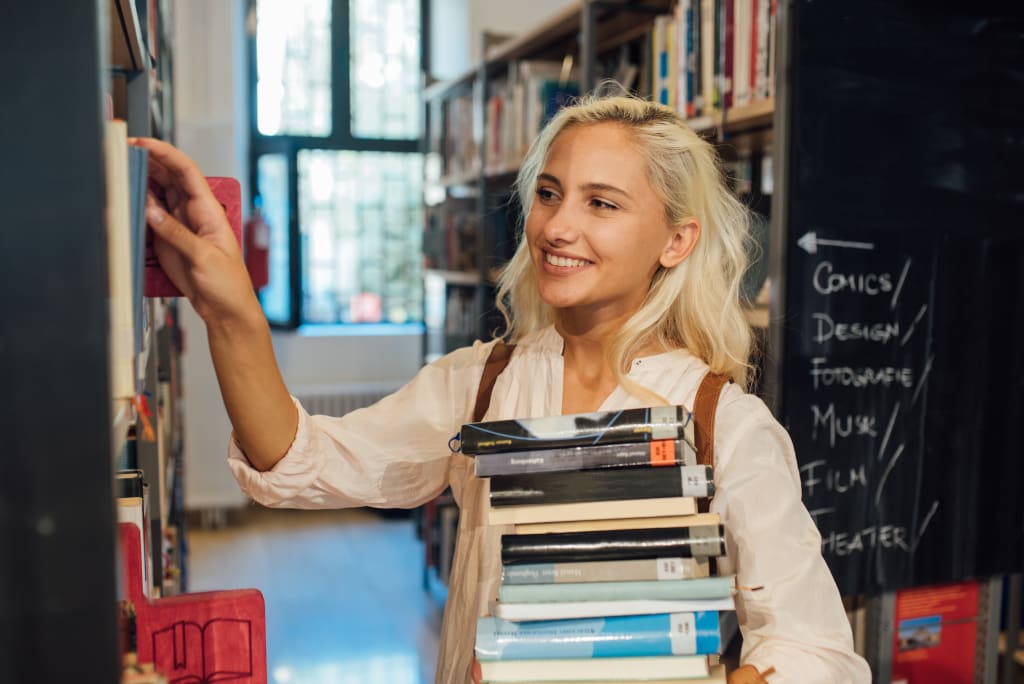 Best Online Master's In History Programs | The Best Schools