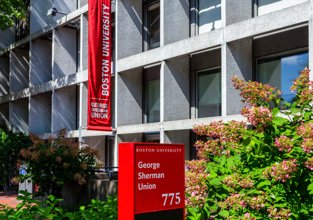 Boston University Graduate Workers Vote to Authorize Strike | BestColleges