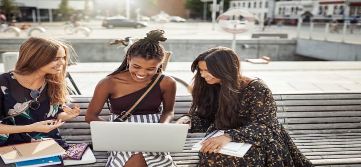 28 Row Connects College Women, Aspiring Influencers | BestColleges