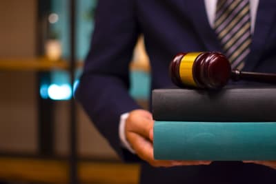 8 Books to Help Prepare You for Grad School | BestColleges