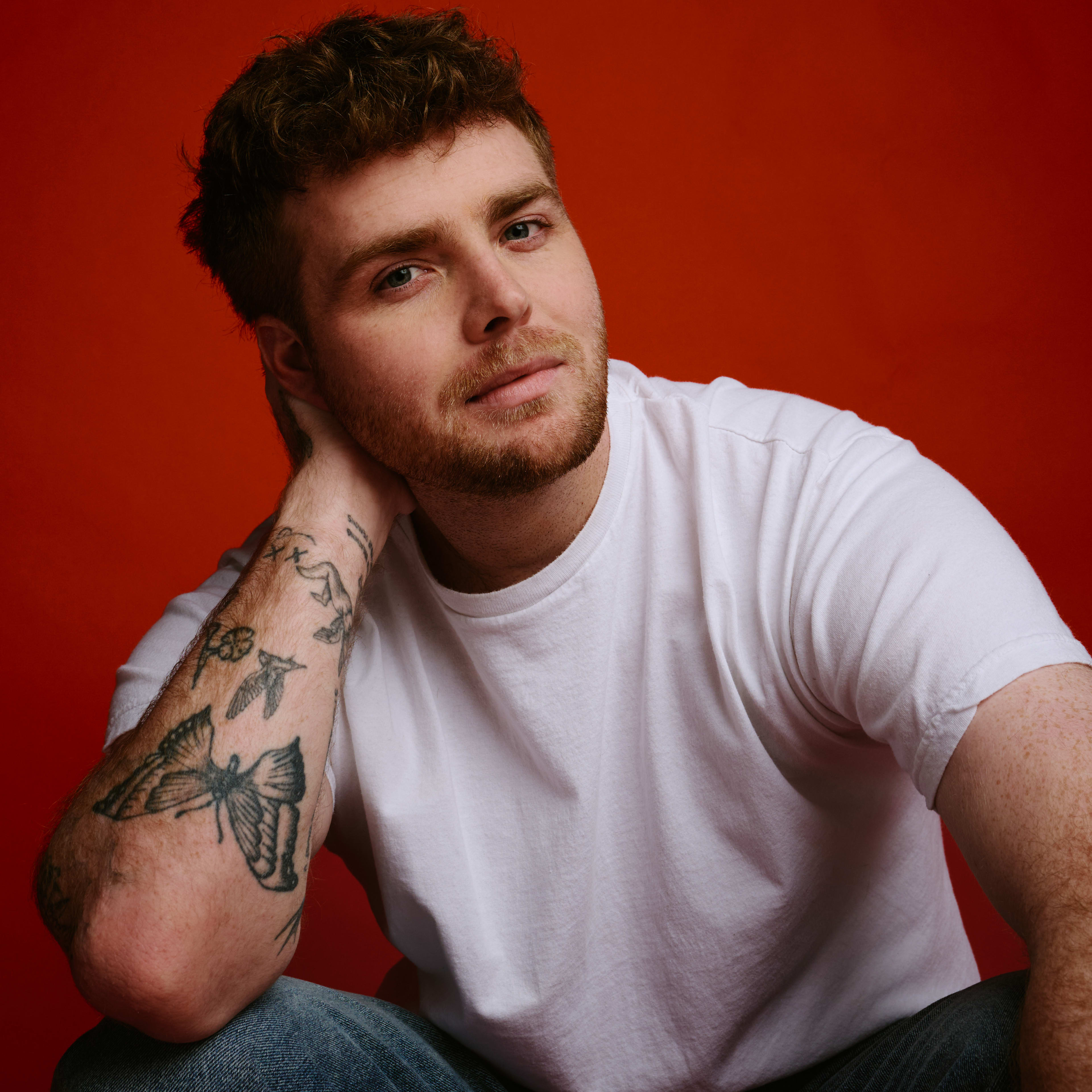 JOURDIN PAULINE SWEETENS UP THE POP CHART WTH "SUGAR"