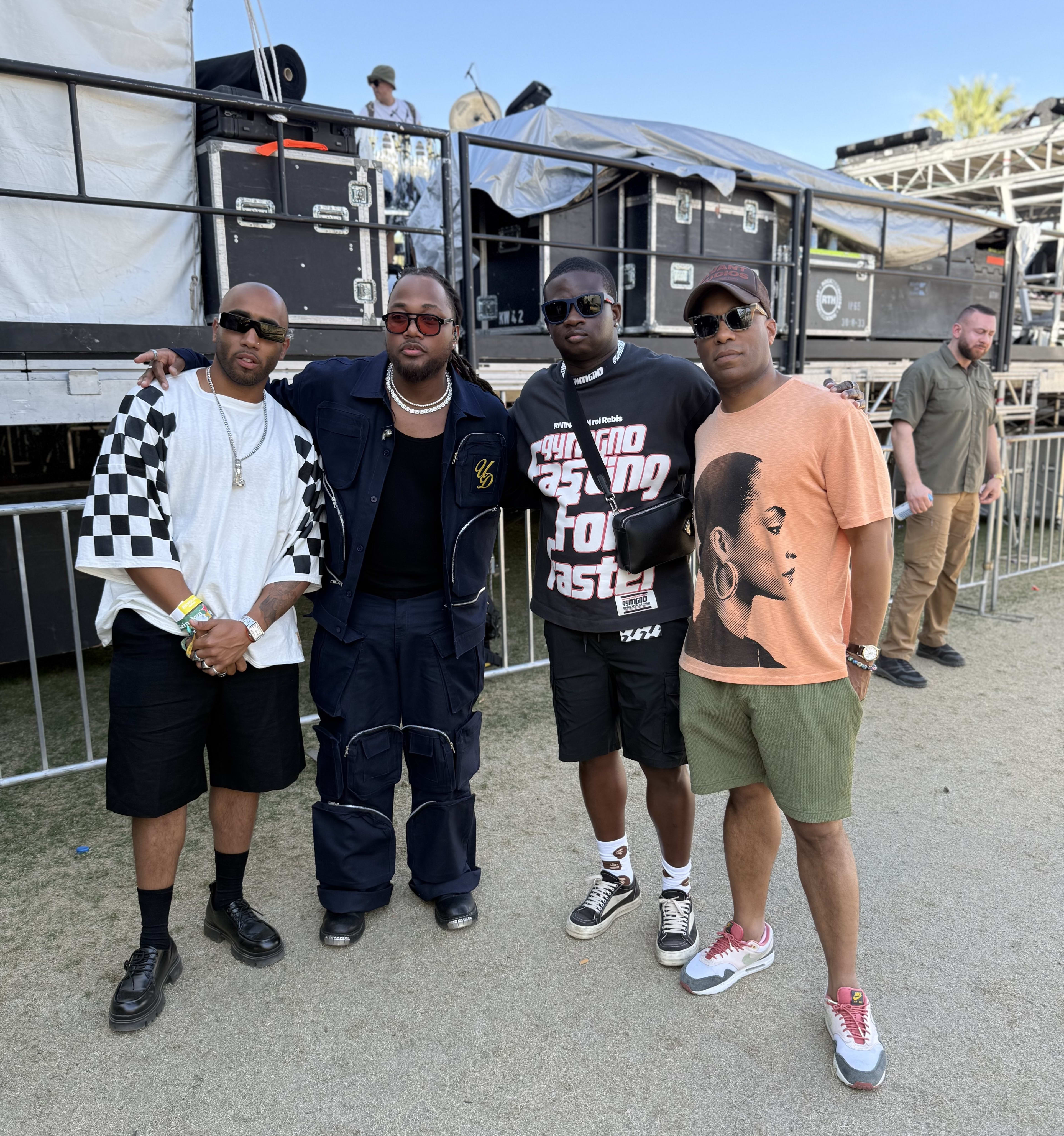 THIS WEEKEND PHOTO GALLERY IS PRETTY TAXING