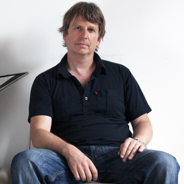 WARP'S STEVE BECKETT NAMED AIM PIONEER