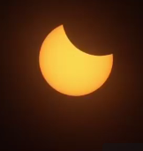 ECLIPSE HAS LIPS FLAPPING