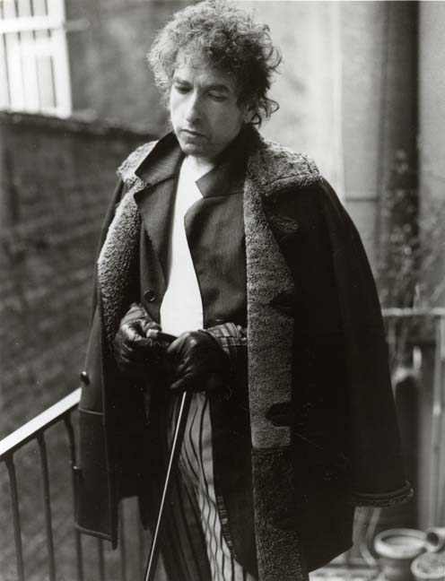 SONY BUYS DYLAN CATALOG