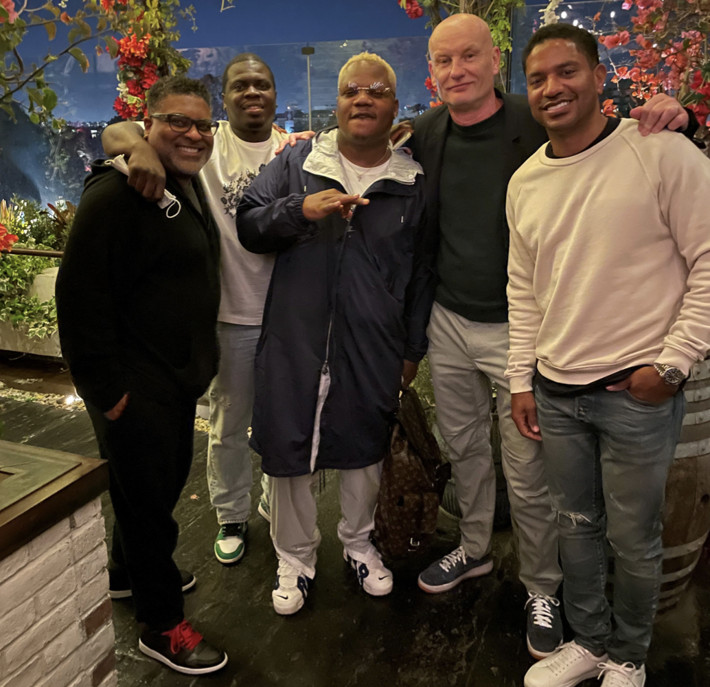 SEAN GARRETT SIGNS WITH WCM