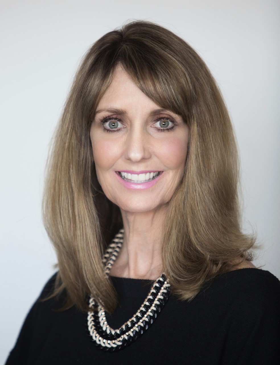 ONE ROSTER UNDER STREFF