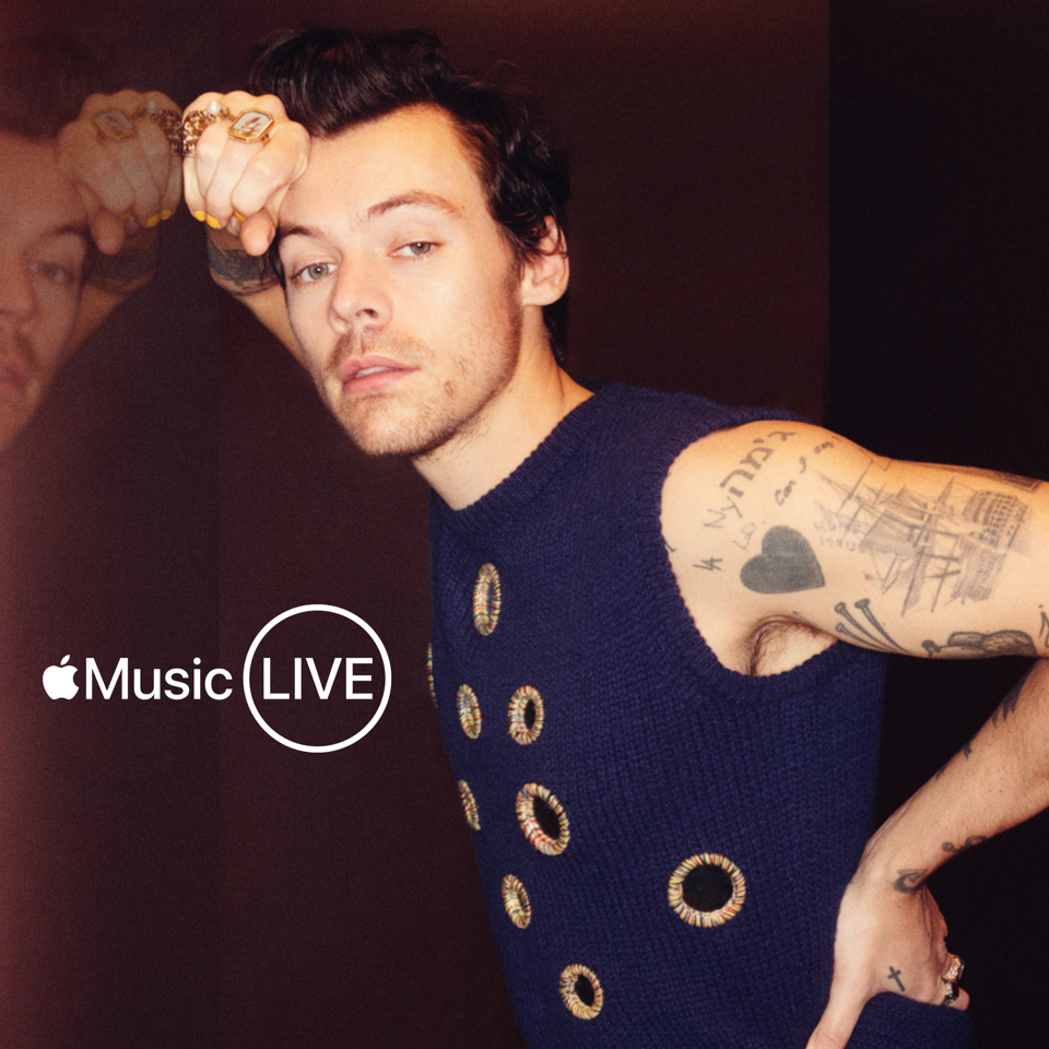 LIVE FROM NEW YORK, IT'S HARRY ON APPLE