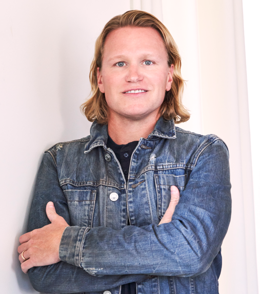 BENTON ASCENDS AT REPUBLIC'S WEST COAST HQ