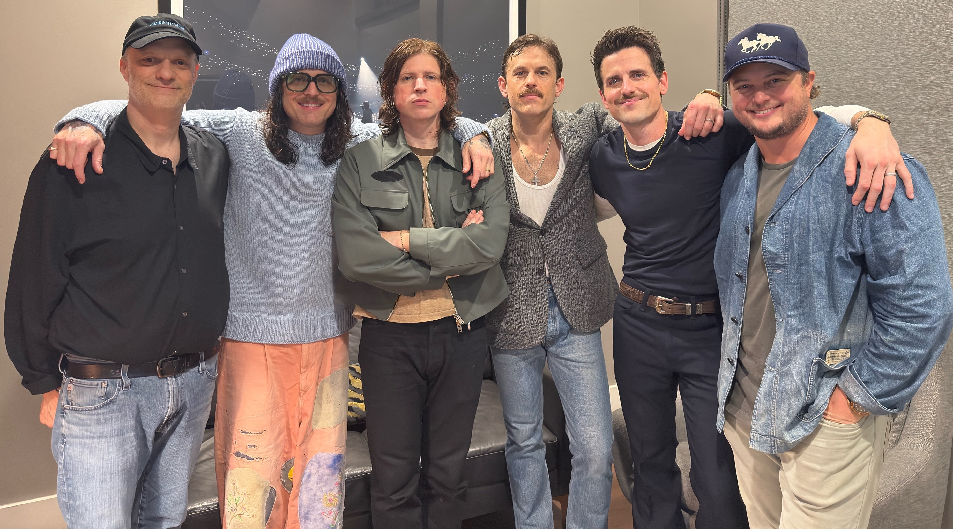 KINGS OF LEON CAP BIG, FUN TOUR