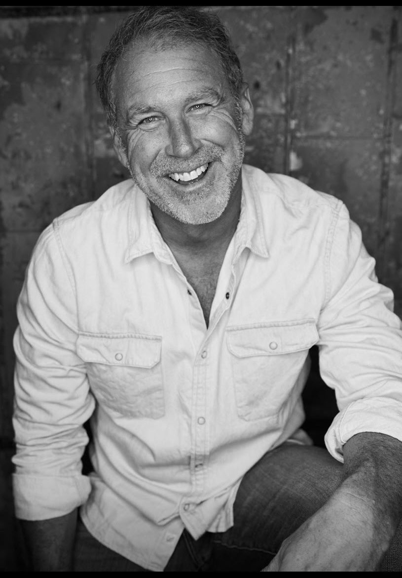 CALLING ALL AGENTS: MIKE SNIDER (WME)