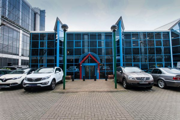 Equinix: LD4 Slough Data Center