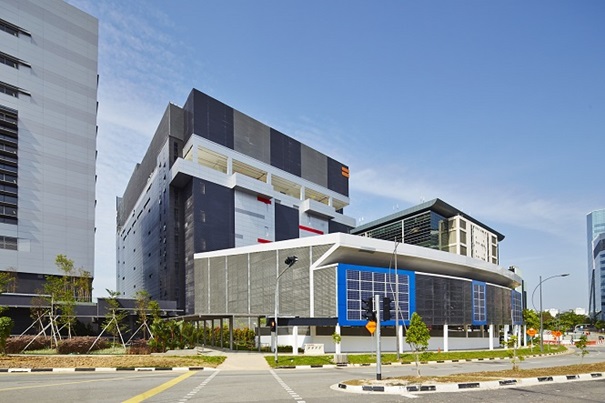 Singtel: Comcentre III Building Data Center