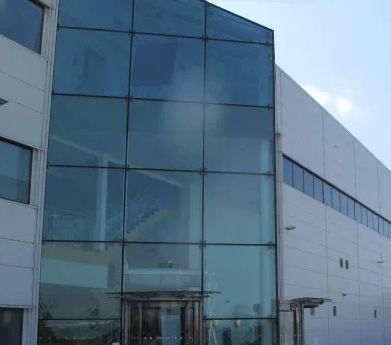 Equinix: LD4 Slough Data Center