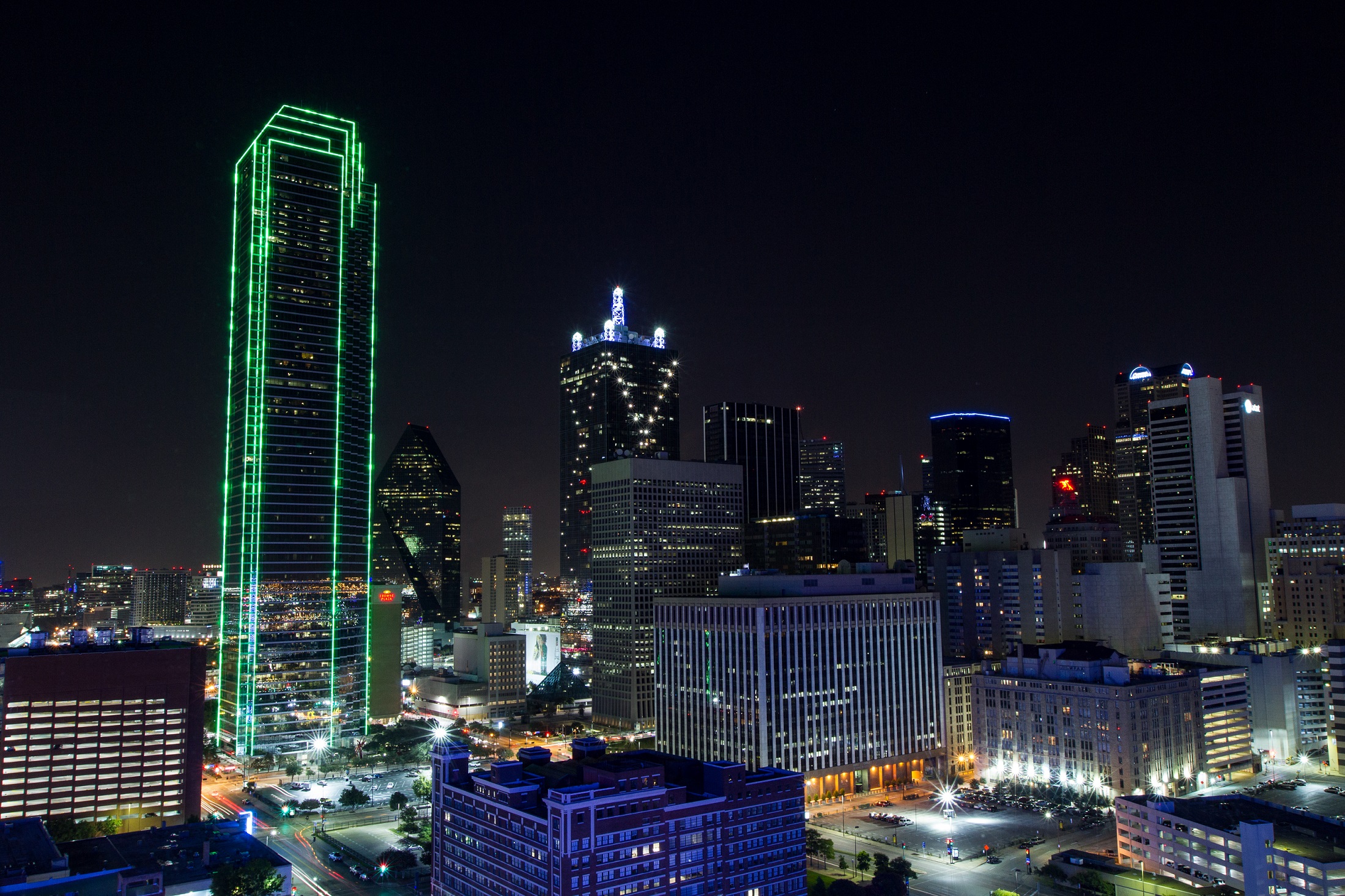 ViaWest Breaks Ground on 30th Data Center in Dallas-Forth Worth