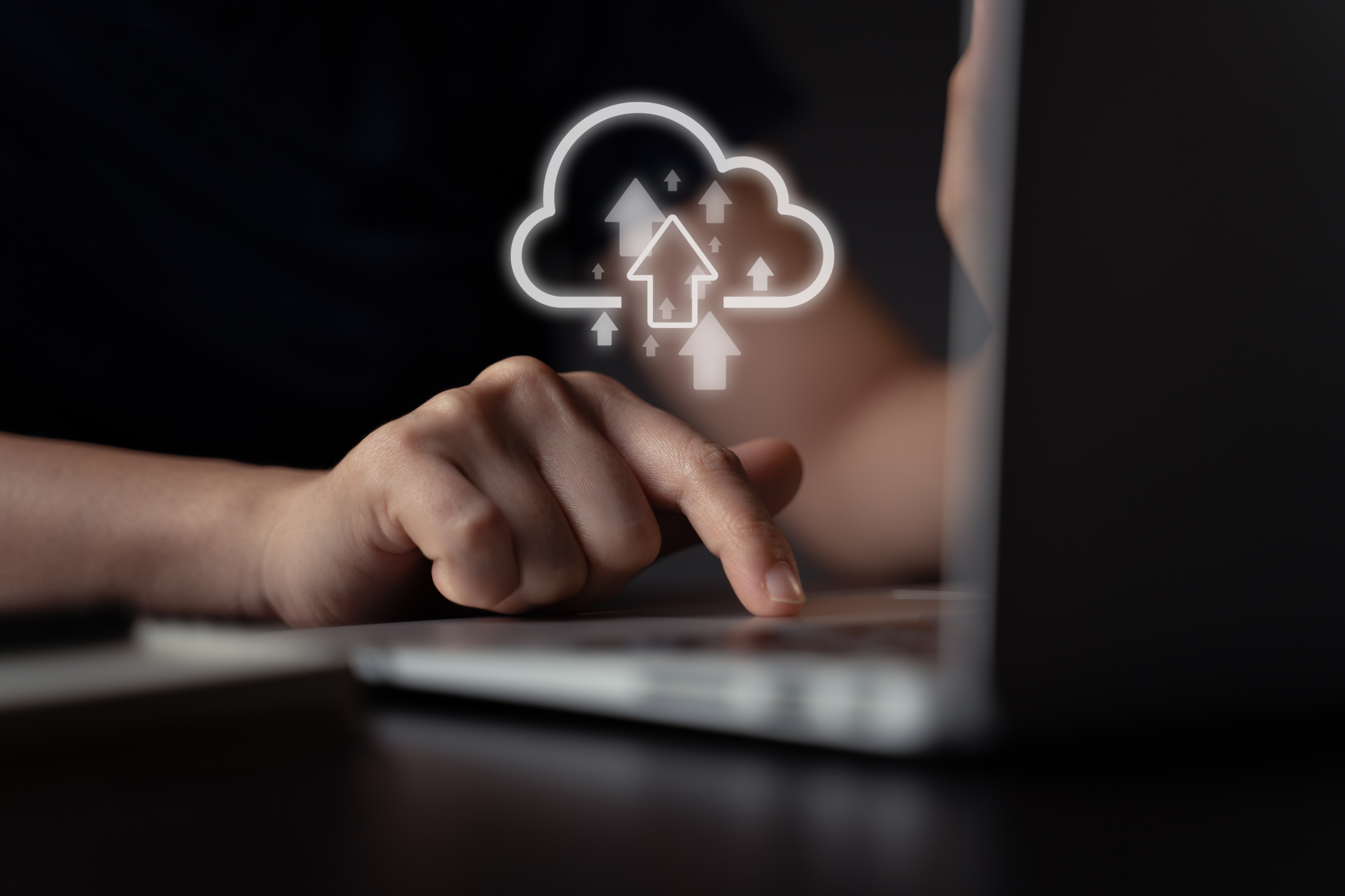 Cloud Trends 2025: Supercloud and Sustainability Reshape Enterprise IT