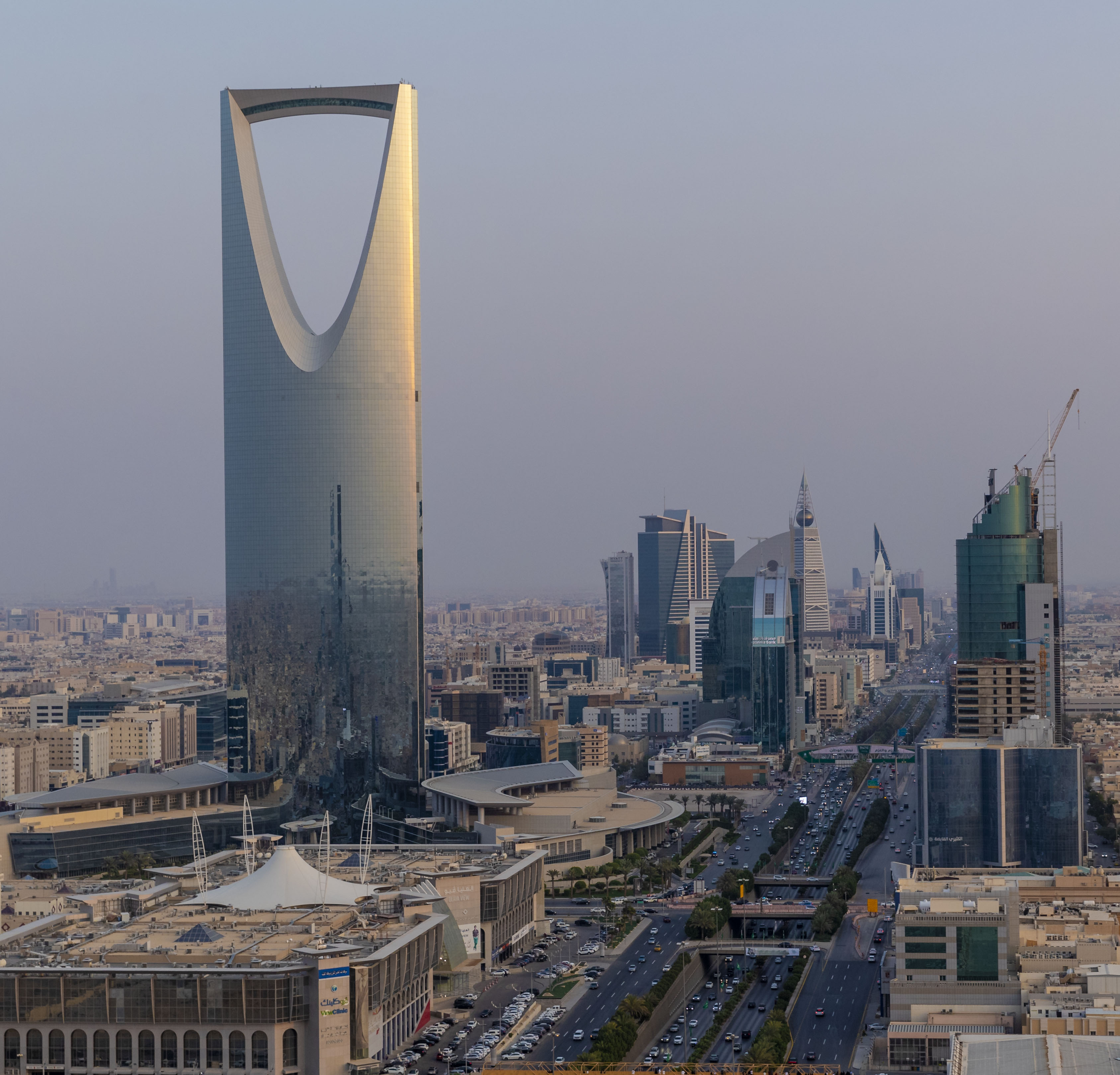 Saudi Arabia’s $6B Data Center Plan: The Middle East’s Real Estate Frontier