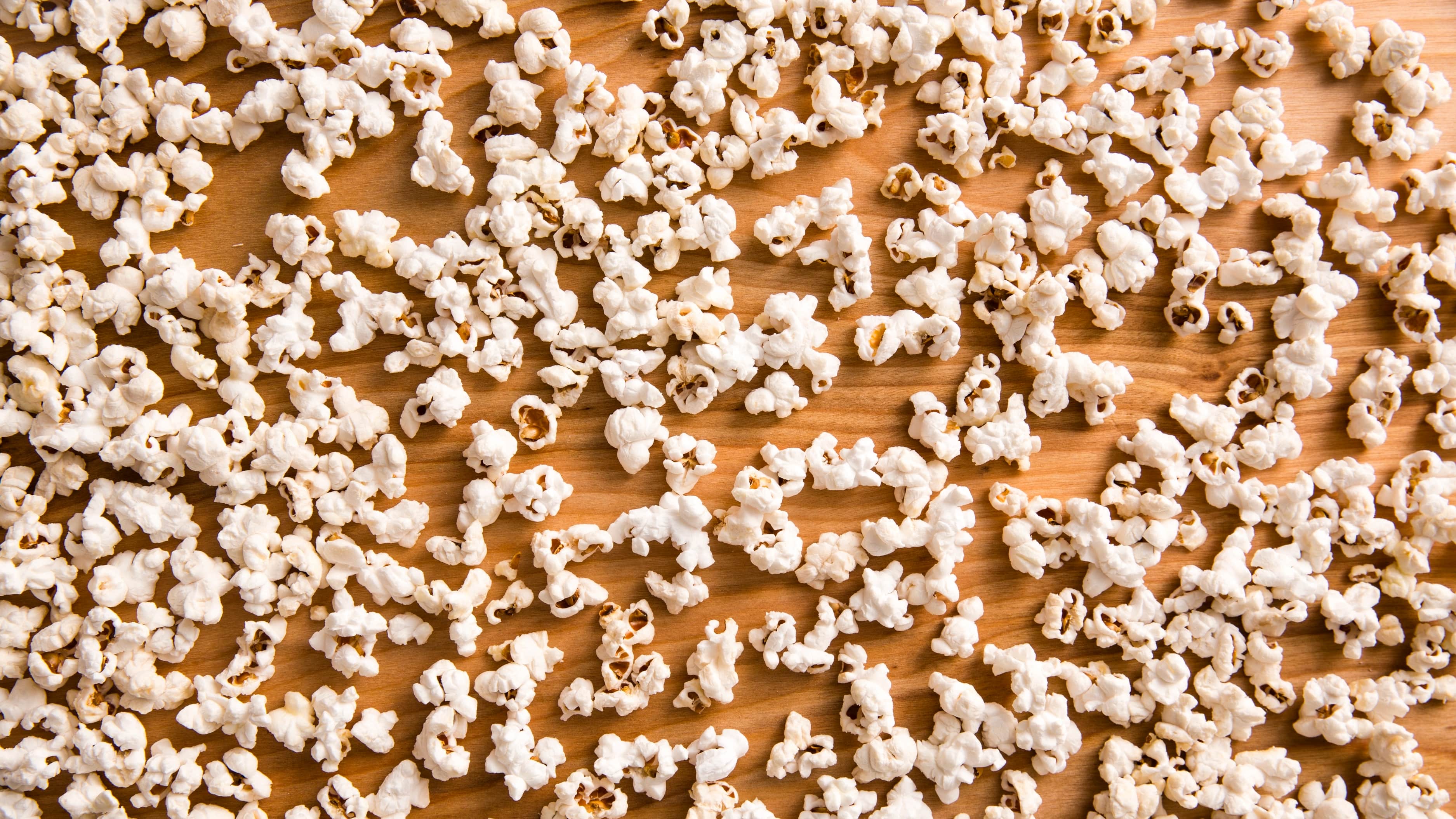 This Stovetop Popcorn Technique Leaves No Unpopped Kernels Behind ...