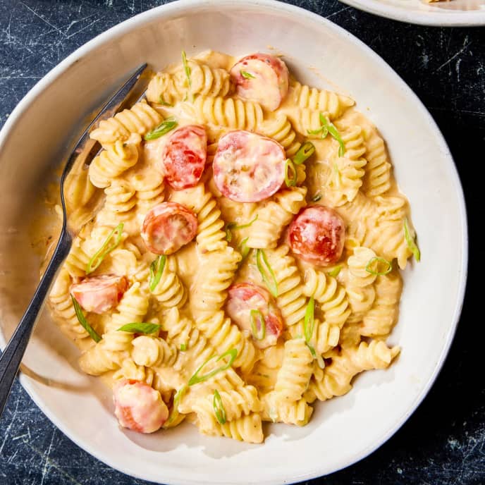 Creamy, Spicy Rotini and Red Lentils with Tomatoes and Goat Cheese ...