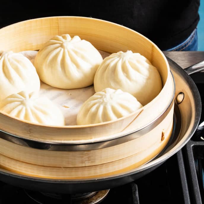 how to cook dumplings in bamboo steamer
