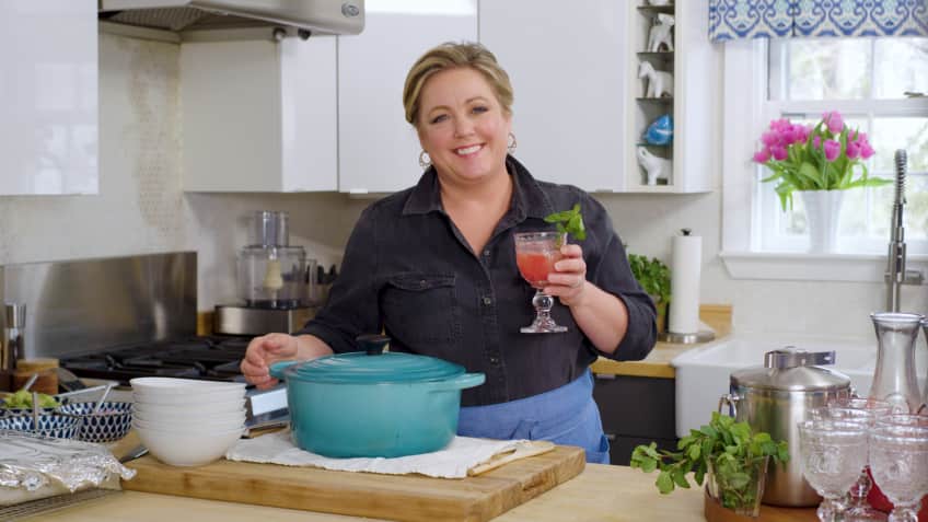 Julia Collin Davison on Her New Show and What It’s Like to Film One ...