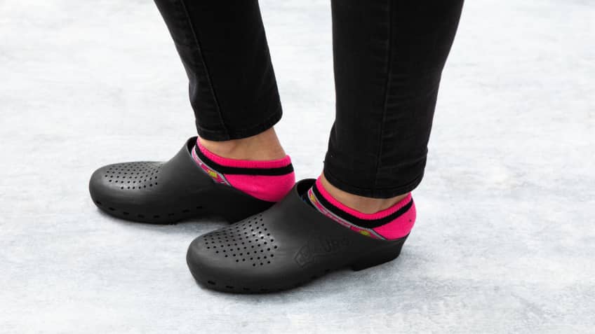 The Best Kitchen Shoes, According to a Group of Professional Test Cooks ...