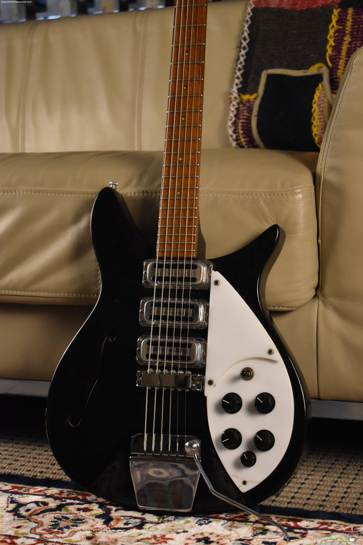 Joel's Vintage Guitars | Rickenbacker 325 1967 Jetglo Refinish