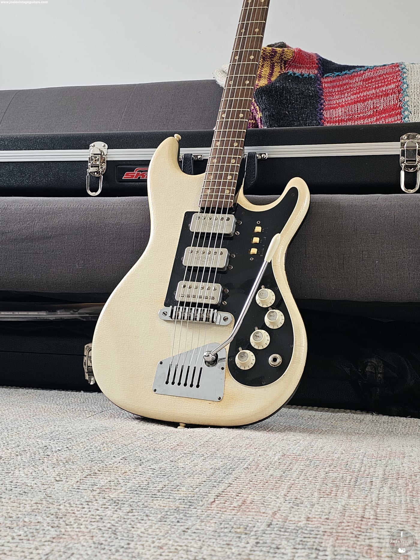 Joel's Vintage Guitars | Hofner Galaxie 173 c. 1964 White Vinyl