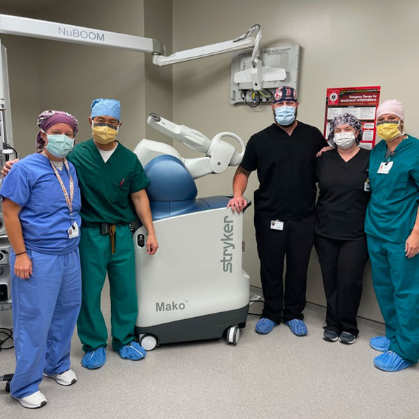 Holston Medical Group Performs 100th Knee Replacement Surgery - Holston ...