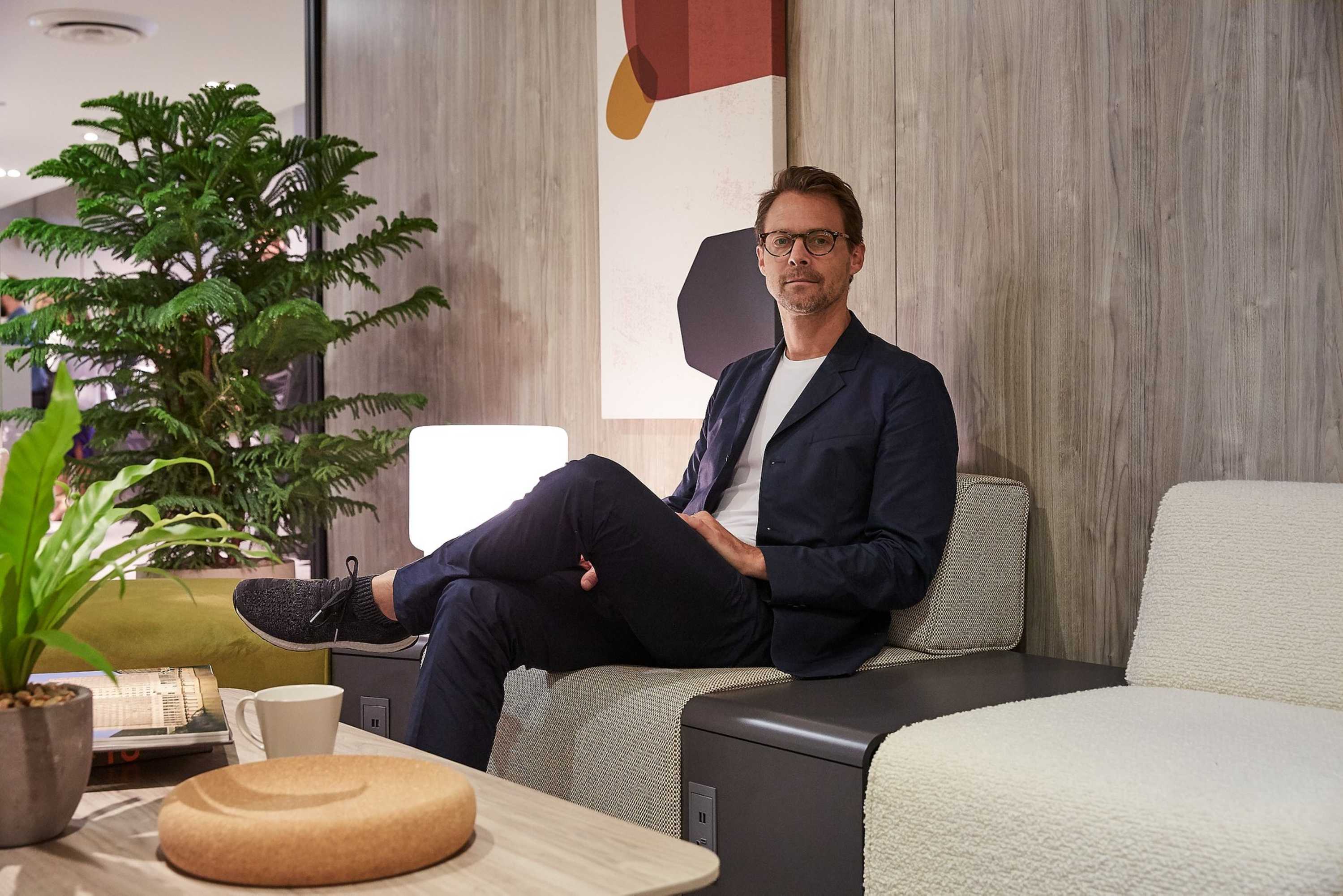 Parallel Tables | Allsteel