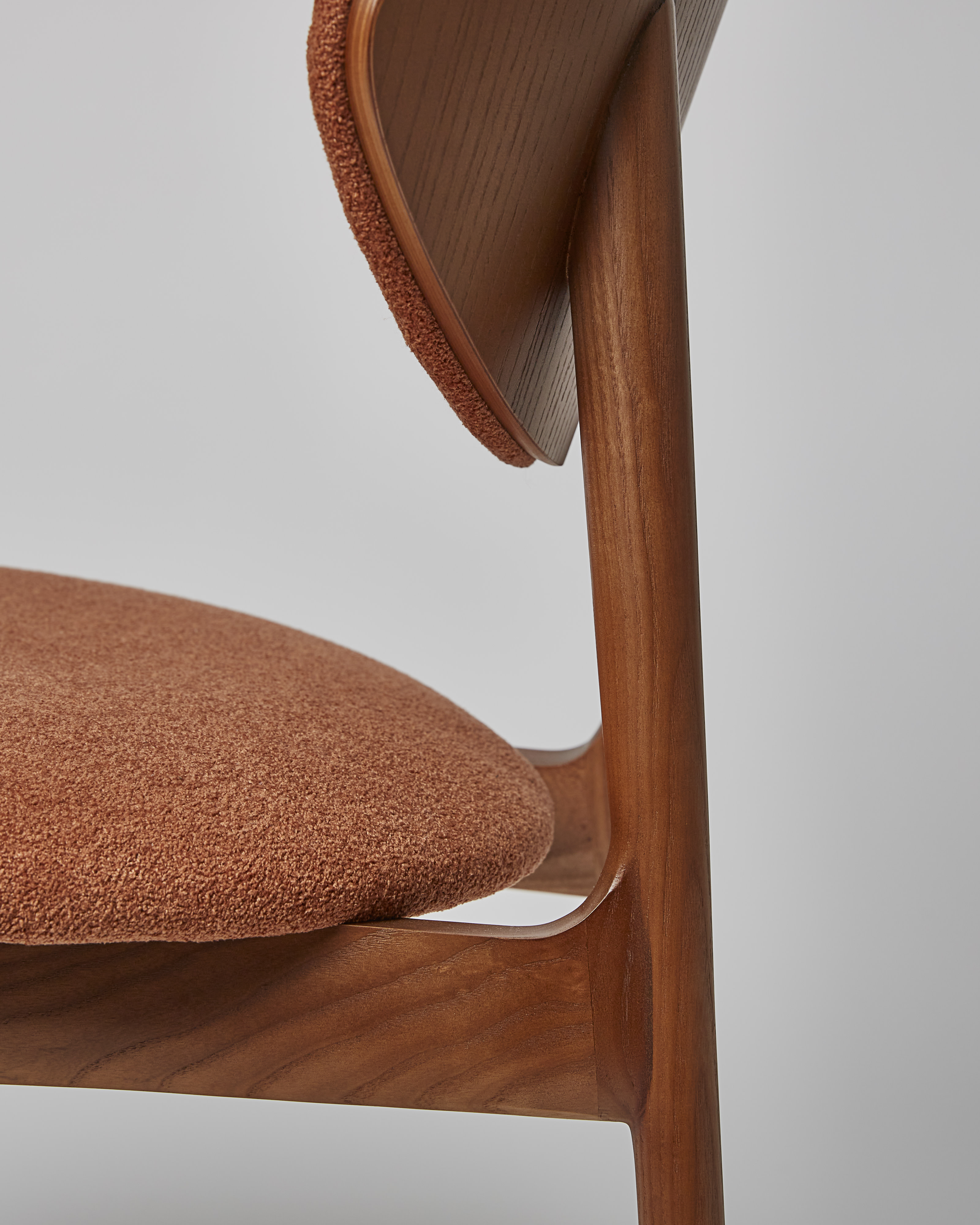 Karina Armless Guest Chair