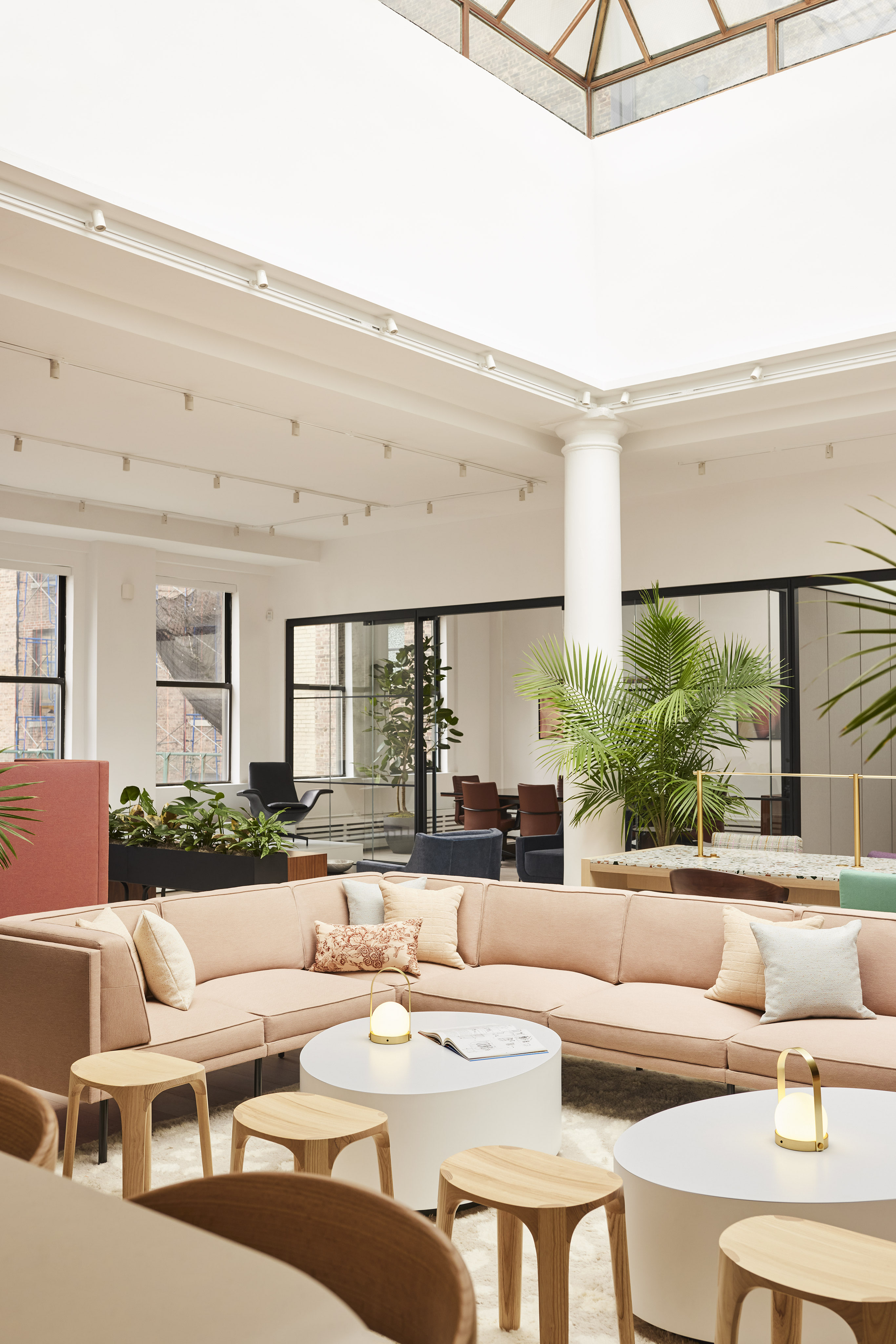 Oval Egg Coffee Table