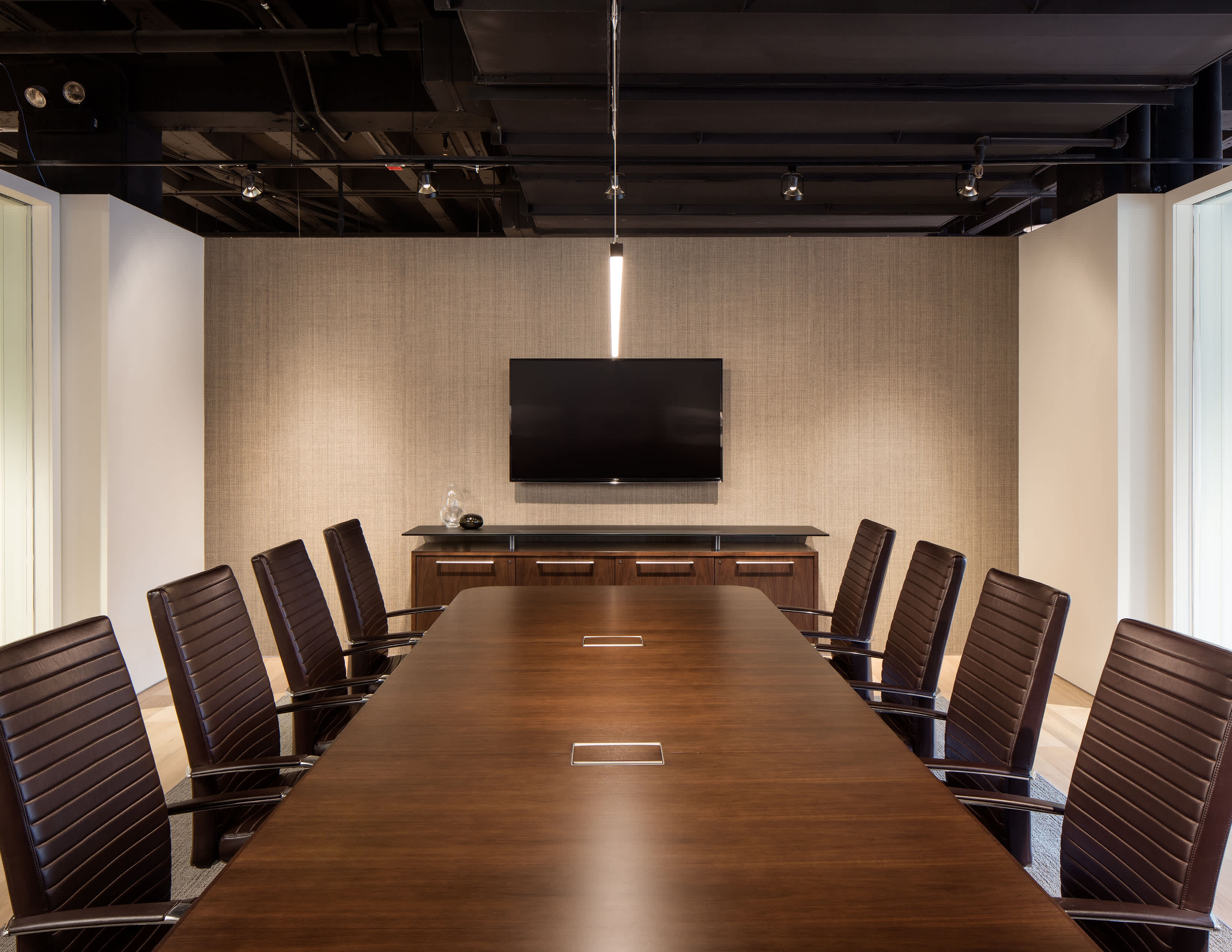 Linea Rectangular Conference Table