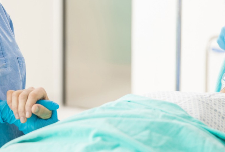 How to become a nurse anesthetist ‐ CareerExplorer