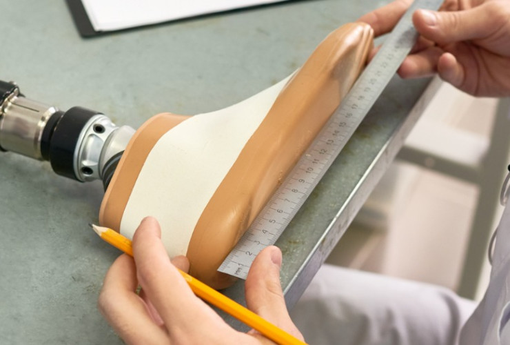 How to become a biomedical engineer ‐ CareerExplorer How to become a biomedical engineer ‐ CareerExplorer