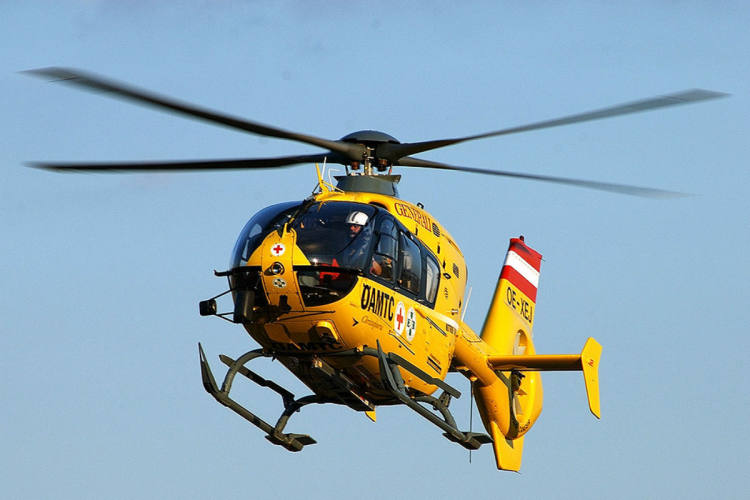 Fünf Verletzte nach schwerem Unfall auf A1