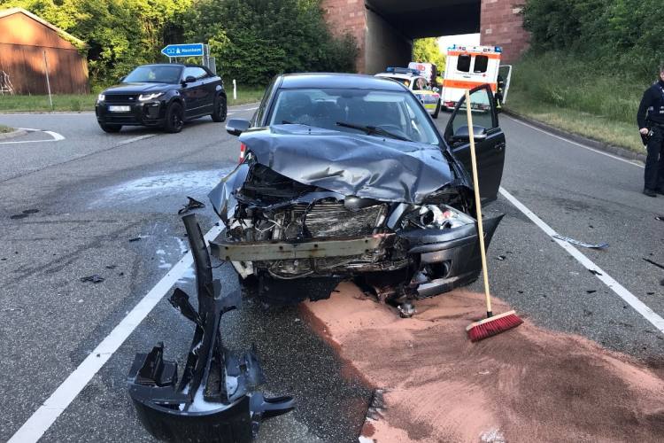 Kaiserslautern - Viel Blechschaden und zwei Verletzte