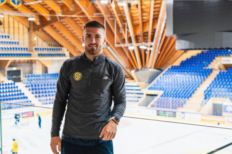 HCD verpflichtet den Stürmer Filip Zadina