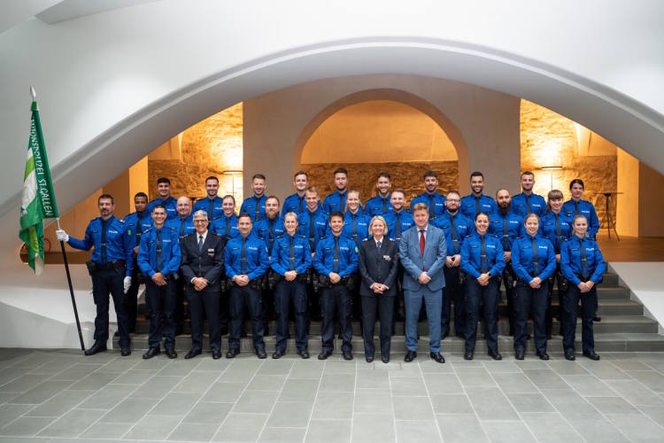 26 neue Polizistinnen und Polizisten für die Kantonspolizei St.Gallen