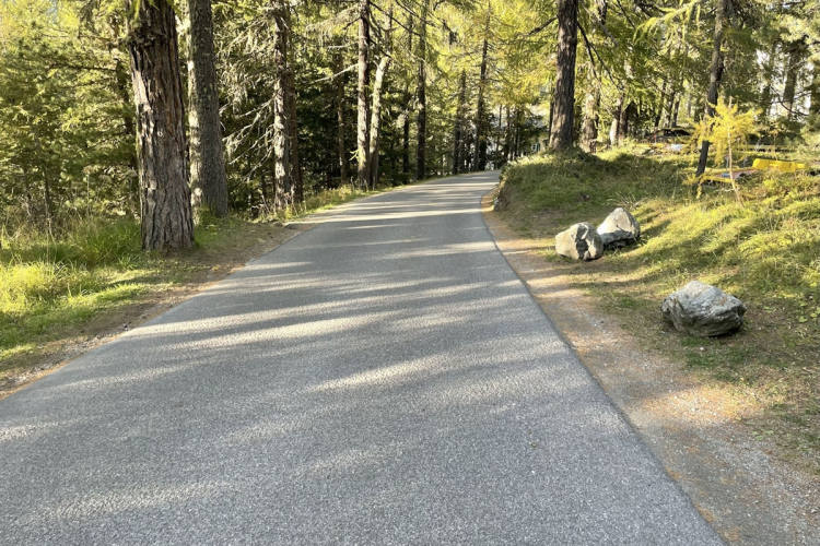 Sils/Segl Maria GR – Radfahrer bei Unfall mit Shuttle Bus verletzt