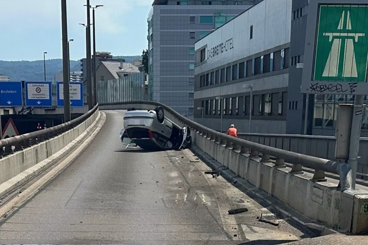 A2 Basel – Autobahneinfahrt nach Unfall auf Schwarzwaldbrücke gesperrt