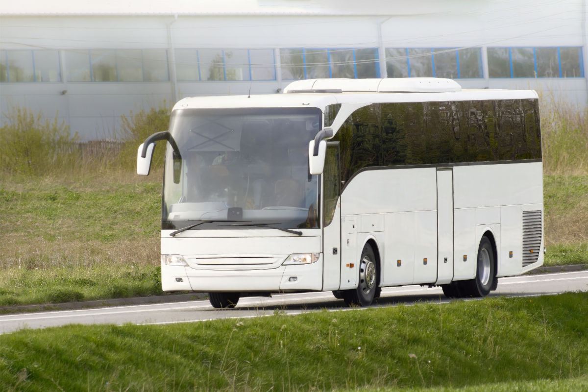 Unfall in La Tour-de-Peilz VD – Bus rammt parkierte Fahrzeuge
