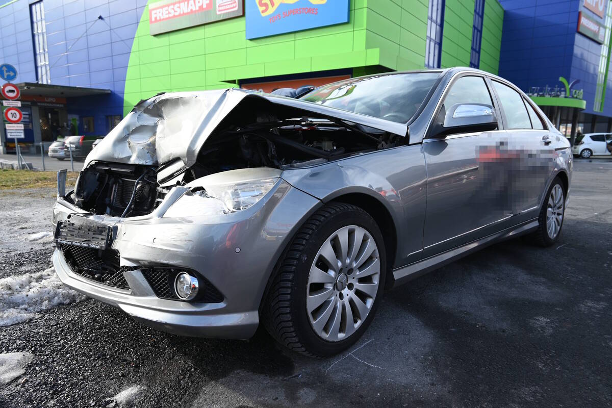 Wangs SG – Alkoholisiert Unfall verursacht - Polizei365.ch