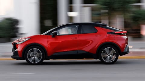 Toyota C-HR Hatchback 1.8 Hybrid Design 5dr CVT [Bi-tone] Lease ...