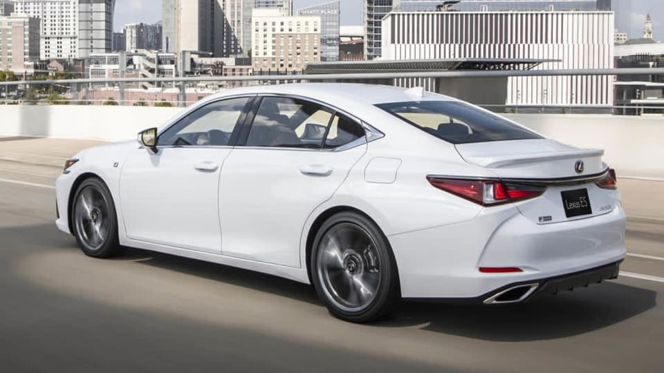 Lexus ES Saloon 300h 2.5 Premium 4dr CVT Lease - Select Car Leasing